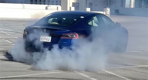 Watch The Tesla Model S Plaid Hit Its 173 MPH Top Speed With Track Mode