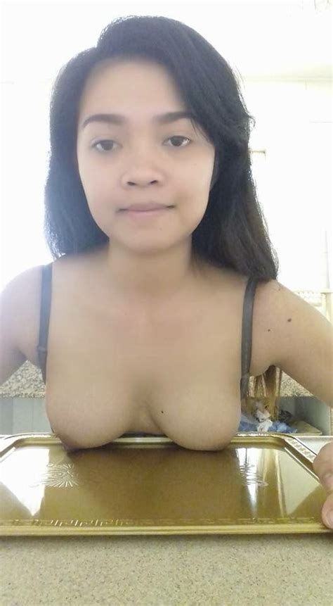 Naked Brunette Models Palmes Est