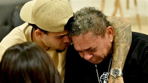 El Emotivo Reencuentro De Luis D Az Con Su Padre Secuestrado Durante