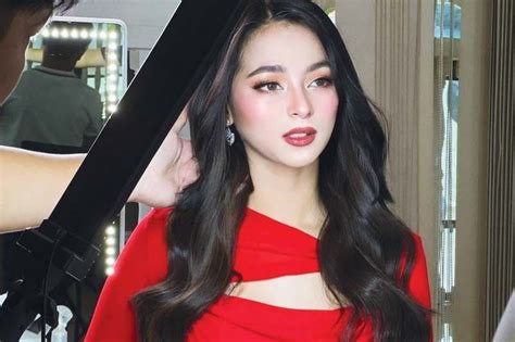 Aj Raval Nagpalaki Ng Boobs Pilipino Star Ngayon