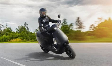 Moto elétrica precisa de CNH Saiba mais sobre