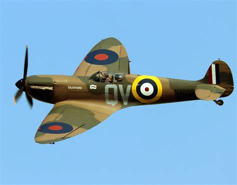 Vickers Supermarine Spitfire 1a N3200 G CFGJ QV EGTH 06052 Flickr