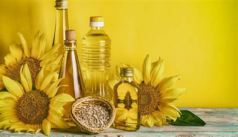 Amazing Benefits Of Sunflower Oil For Your Skin Lifeberrys