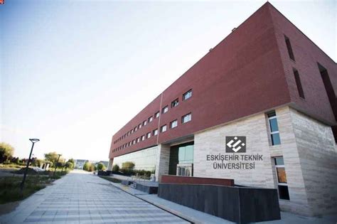 Eskişehir Teknik Üniversitesi 9 Öğretim Üyesi ve 3 Araştırma Görevlisi