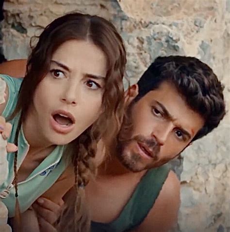 744 Me Gusta 22 Comentarios Can Can Yaman Cancan Yaman En