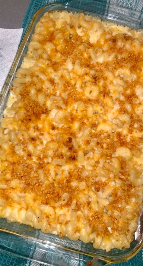 The BEST Homemade Baked Mac And Cheese