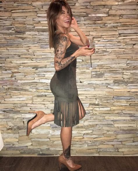 Suculenta Djane Nany Se Desnuda Completica Para Celebrar Sus Ricos
