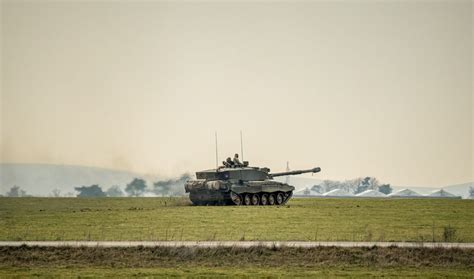 Qual a Frota do Exército Brasileiro Pic Rodas