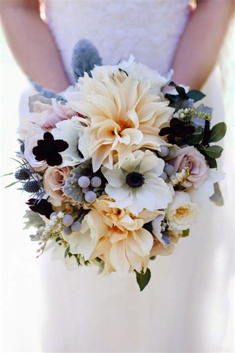 12 Stunning Wedding Bouquets 31st Edition Belle The Magazine