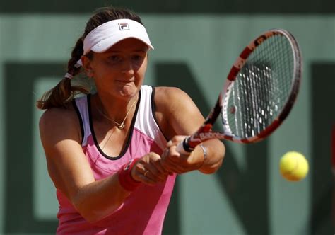Roland Garros Irina Begu a învins o pe Aravane Rezai Trei românce în
