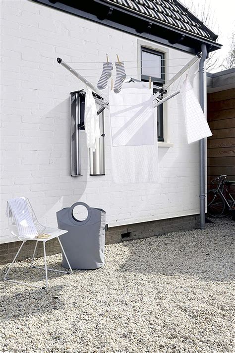 Étendoir à linge extérieur mural rétractable