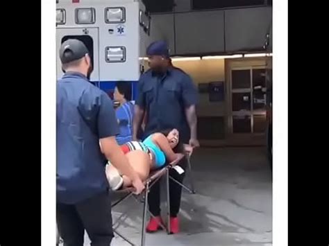 Sarah Se Pone Dura En El Agujero Equivocado XNXX
