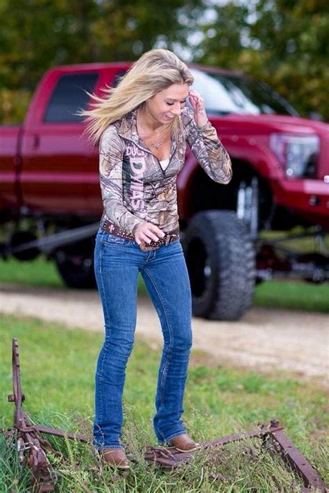 Theres Something Special About A Country Girl 19 Photos Suburban Men Country Fall Outfits
