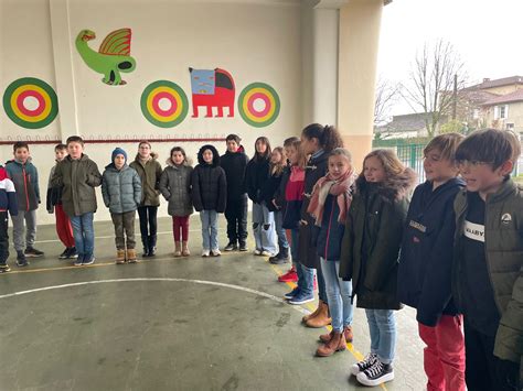 Rencontre en poésie et chant CE2 CM1 CM2 Ecole Wilson Saint