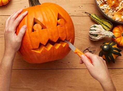 Jak zrobić dynię na Halloween Instrukcja krok po kroku
