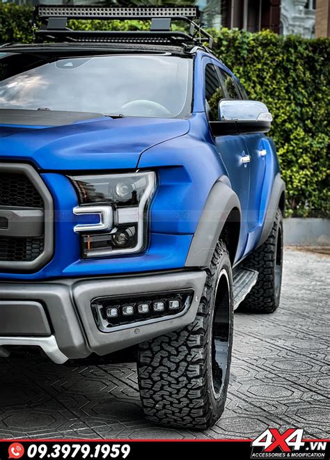 Xe Ford Everest Do Ngau Va Chat Voi Phong Cach F Raptor