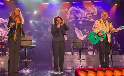 Lucerito Mijares Aparece Cantando En El Concierto De Sus Padres Y Le