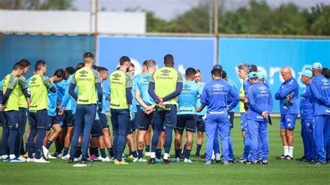 Bastidores Como foi a reapresentação do Grêmio após eliminação