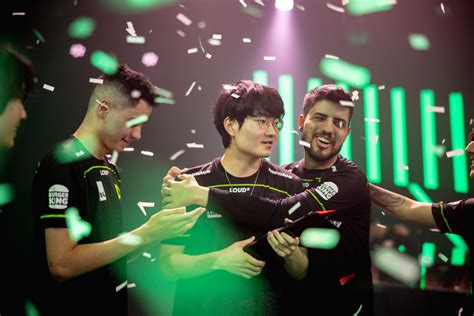 Worlds 2023 Route é o terceiro jogador da LOUD a chegar no Grão Mestre