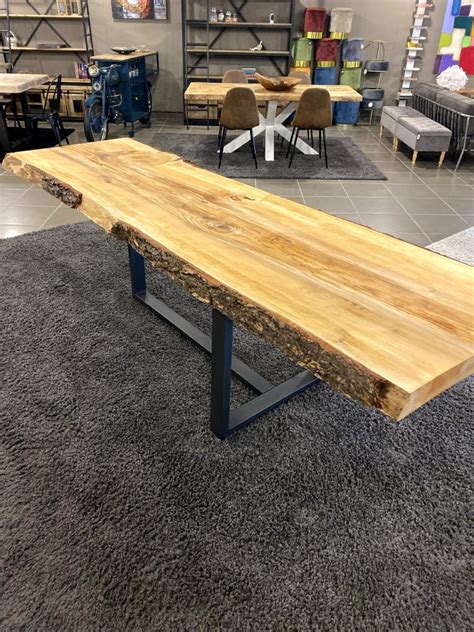Tavolo Da Pranzo Di Design In Legno Di Cedro Rosso Del Libano
