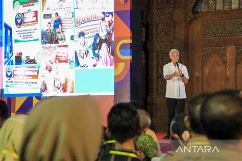 Gubernur Jateng Meluncurkan Samsat Budiman Permudah Bayar Pajak
