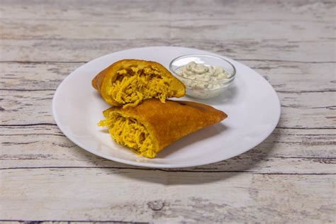 Cómo hacer empanadas de pollo venezolanas Comedera Recetas tips y