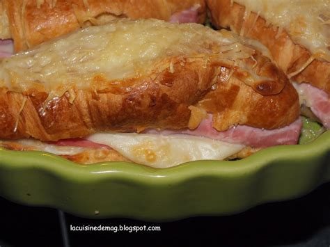 La Cuisine de Mag Croissants au jambon à la béchamel au fromage de chèvre
