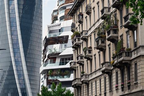Milan Luxury Real Estate Booms As Foreign Hnis Flock To Italy
