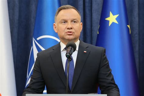 Sejmowa komisja podjęła decyzję ws noweli Dudy dot lex Tusk