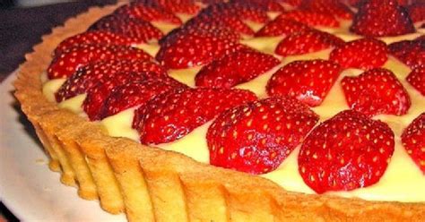 Aprende a hacer la clásica tartaleta de fresas y crema pastelera