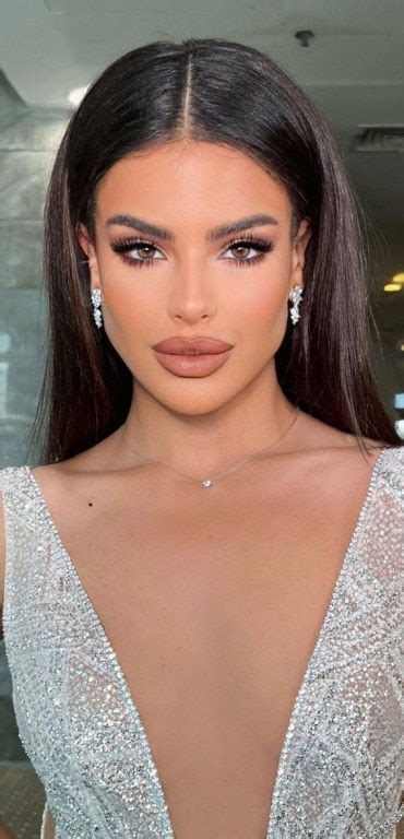 Romantic Wedding Makeup Ideas Dark Hair Hazel Eyes