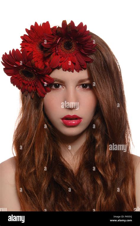 Women With Flowers In Hair Hi Res Stock Photography And Images Alamy