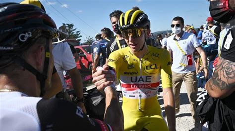Tour de France un Tadej Pogacar intraitable à la Super Planche des