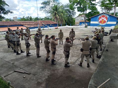 Policiais militares participam de capacitações técnicas e táticas