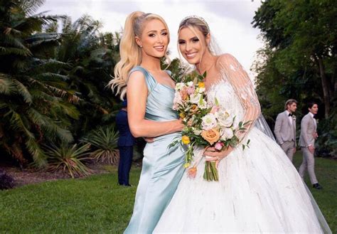Por qué Paris Hilton fue dama de honor en la boda de Lele Pons Así se