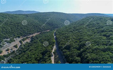 Les Gorges De L ardèche En France Vue Aérienne Image stock Image du