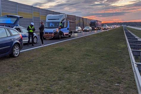 Pijany W Sztok Kierowca Busa Zatrzymany Na S8 Pod Pabianicami