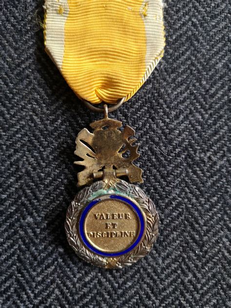 MÉDAILLE MILITAIRE IIIème RÉPUBLIQUE LUXE DES GÉNÉRAUX 7è TYPE FRANCE