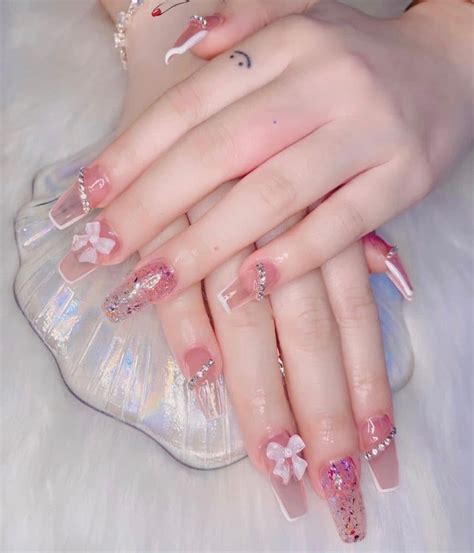Top 200 các mẫu móng tay dài đẹp được yêu thích nhất