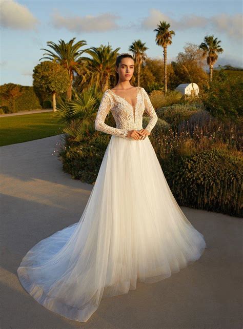 Vestido Tradicional De Noiva Atelier Yuwa Ciao Jp