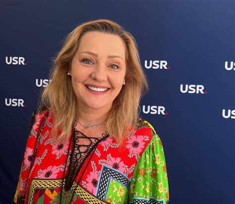 Alegeri Preziden Iale Elena Lasconi A Votat La Colegiul Tehnic