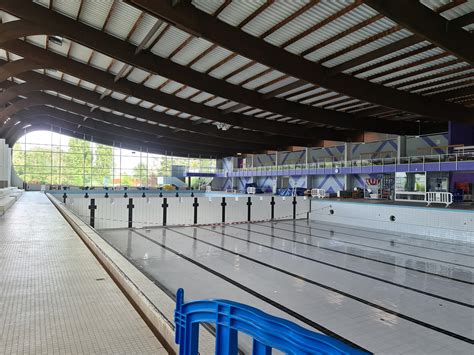 La piscine de Forbach va rester fermée jusquen 2022 Radio Mélodie