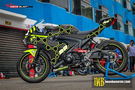 Modifikasi Striping Suzuki Gsx R Black The Maniac Motogp