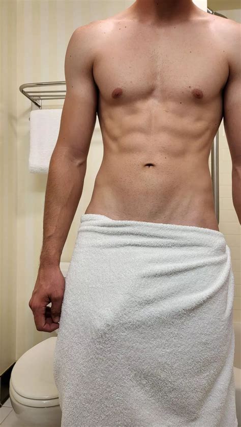 Post Shower Bulge Nudes Bulges NUDE PICS ORG