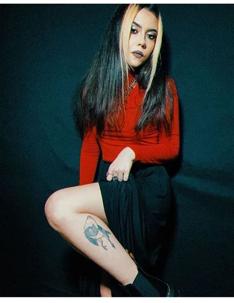 Pin En My Music Belleza Mujer Mujeres Belleza