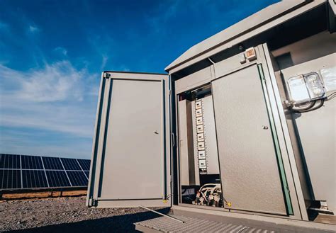 Magazyn energii do fotowoltaiki czy warto go kupić w 2024