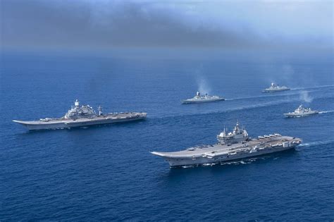 Marinha da Índia Operações combinadas dos porta aviões INS