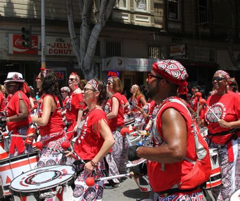 Carnaval deve movimentar R 9 bilhões no turismo em 2024 diz CNC