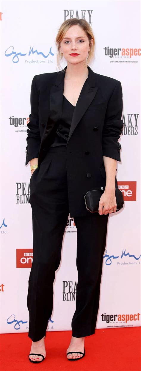 Sophie Rundle S Feet I Piedi Di Sophie Rundle Celebrities Feet