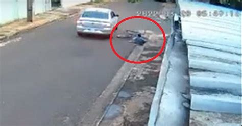 JD1TV Homem cai dentro de bueiro no Aero Rancho JD1 Notícias